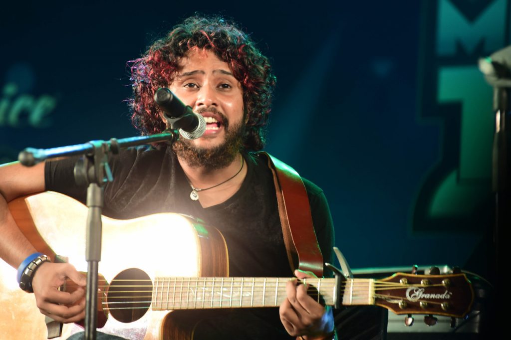 Janata Maidan thara Booliwood Singer Shivam Pathak (2) - Update Odisha ...